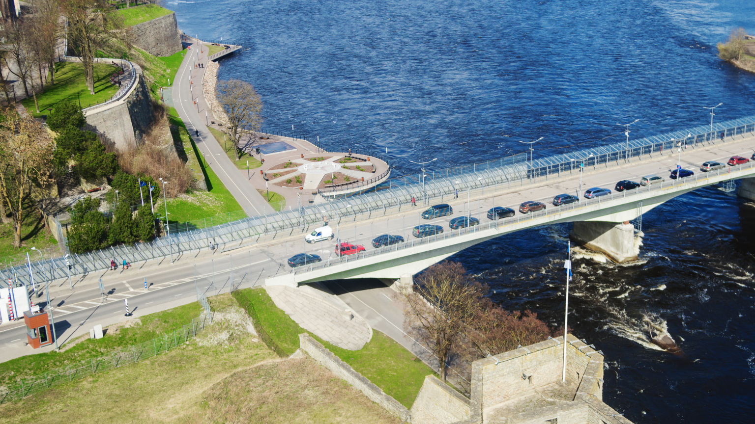 Crossing the Estonia – Russia border via Pskov in 2026